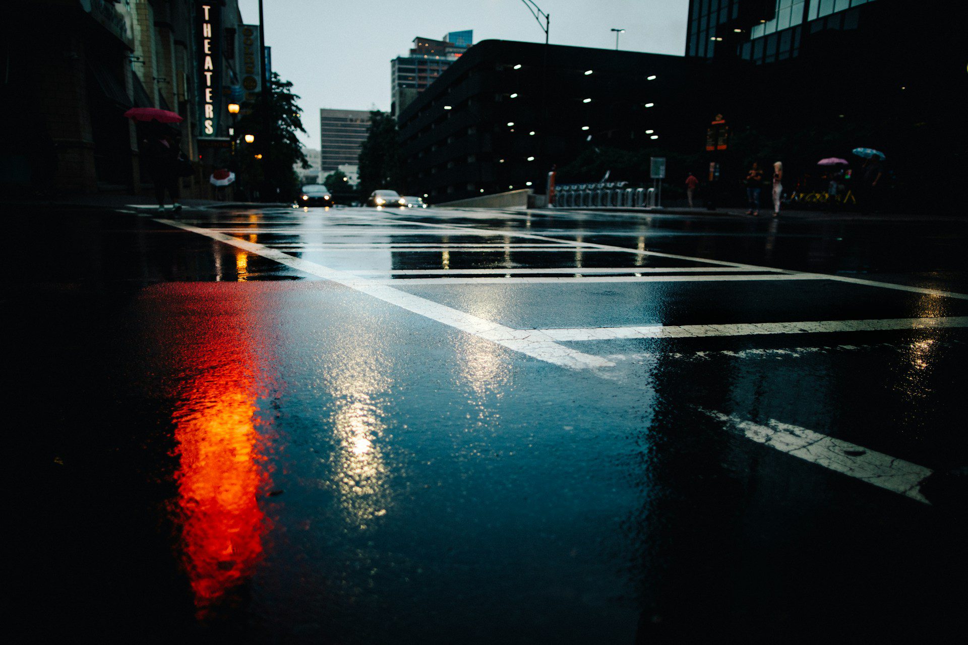 What is Hydroplaning and How Should I Respond?